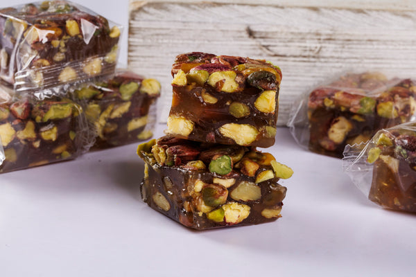 Deluxe Square Pistachio Raha | Planters Deluxe Pistachio Mix – Elite Nuts