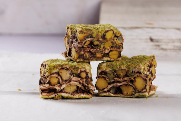 Noga Pistachio Coco Square Raha | Pistachio Chocolate Bar – Elite Nuts